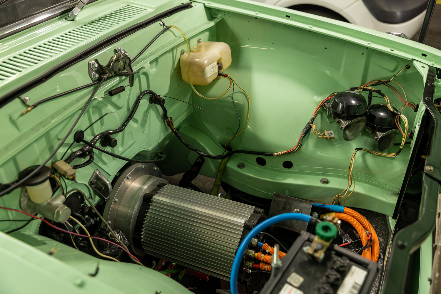 EV VS Fossil Fuel Vehicles Costs – OZ Electric Vehicles